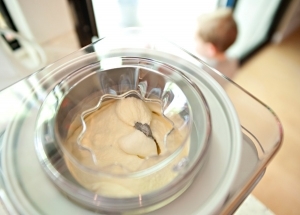 Cookies and Cream Ice Cream | Baked Bree