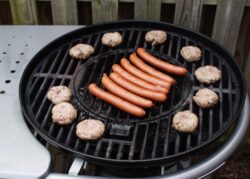 Texas Tommy Dogs and Cheeseburger Sliders | Baked Bree