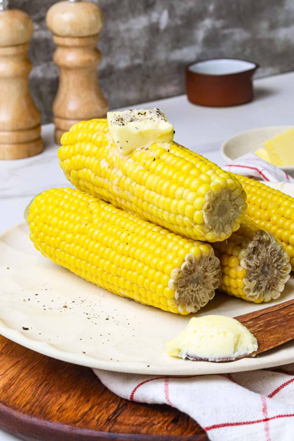 How To Cook Frozen Corn On The Cob | Baked Bree
