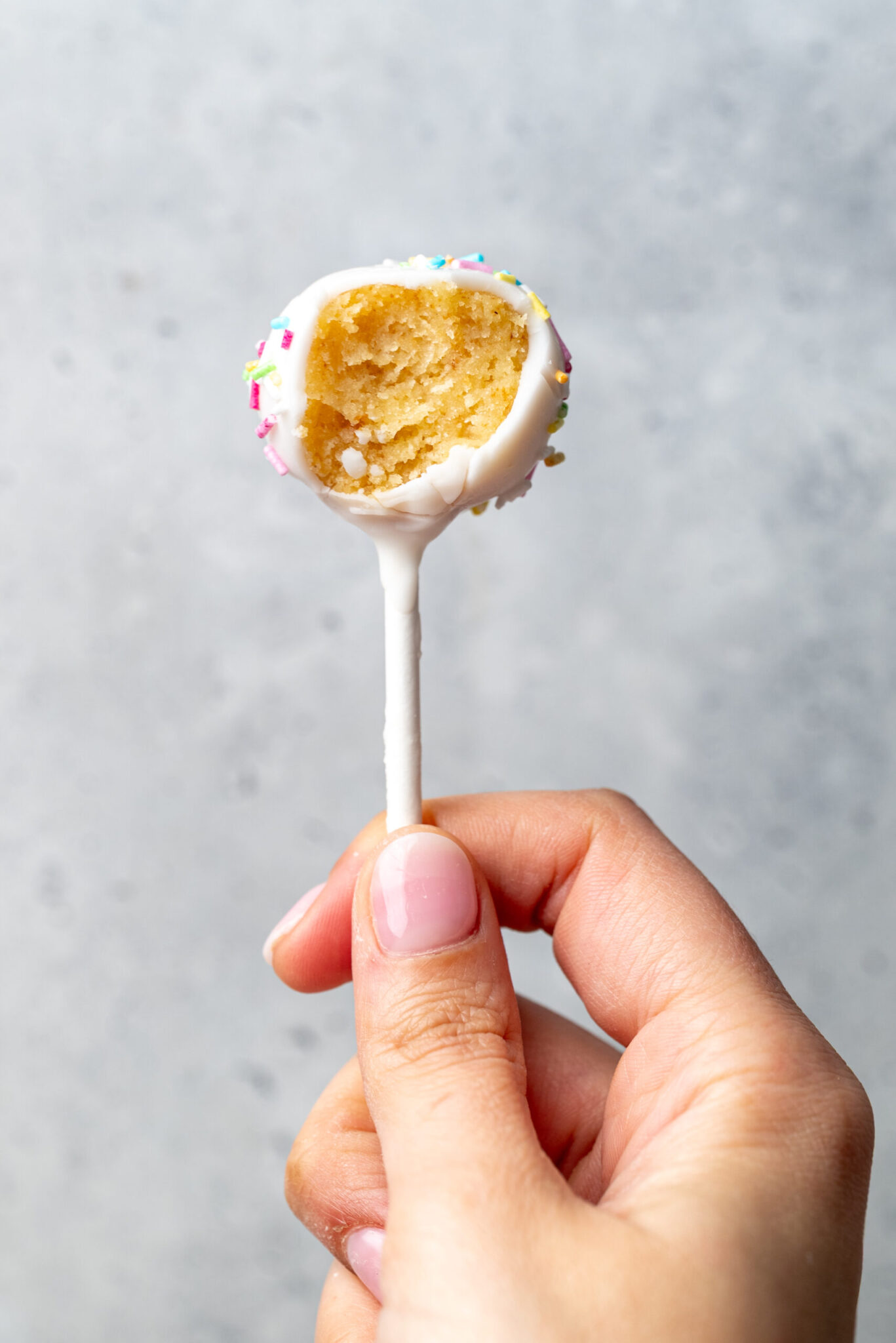 Funfetti Cake Pops | Baked Bree