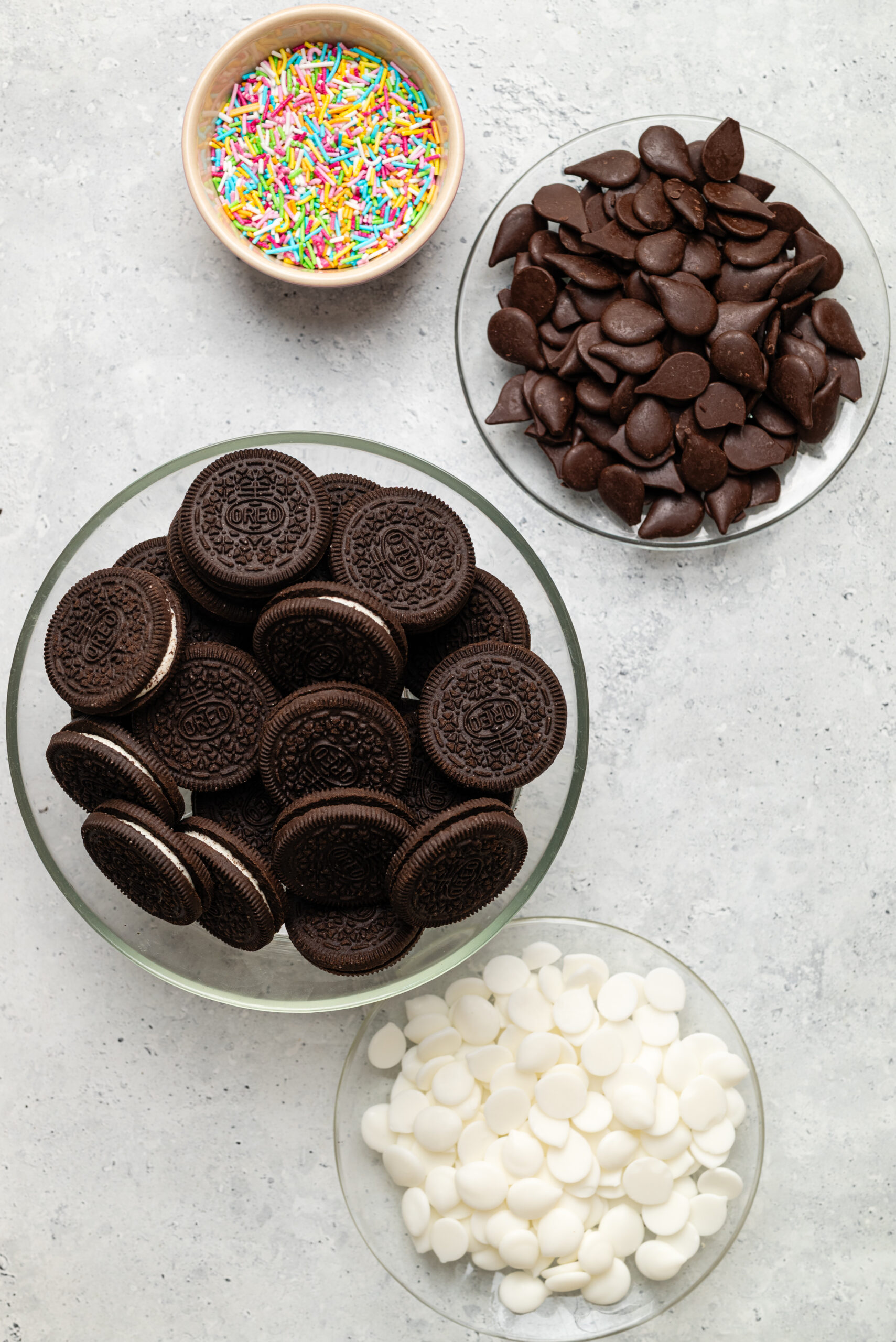 Chocolate-Dipped Oreos | Baked Bree